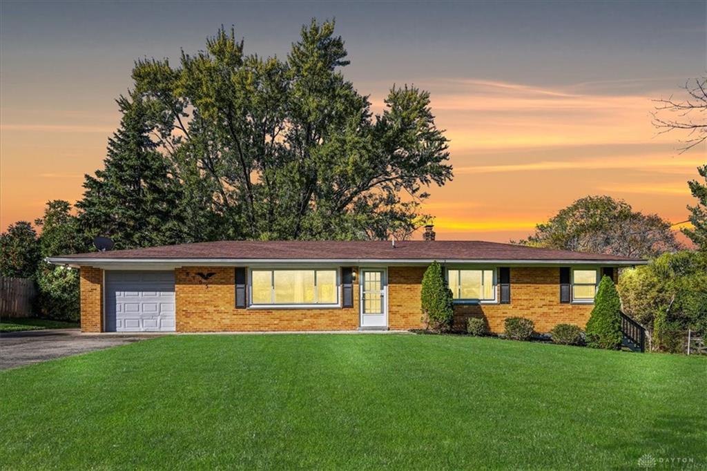 8105 Lesourdsville West Chester Rd, West Chester, OH 45069 | Sibcy Cline 8105 Lesourdsville West Chester Rd, West Chester, OH 45069 | Sibcy Cline